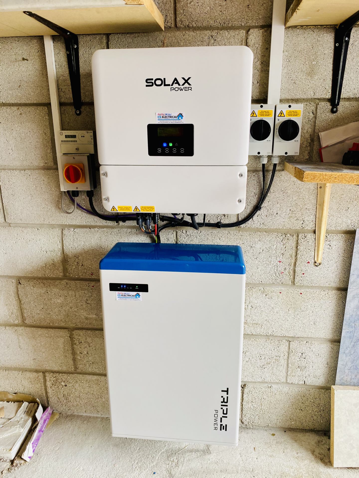 Solar Battery Storage - CS Electrical
